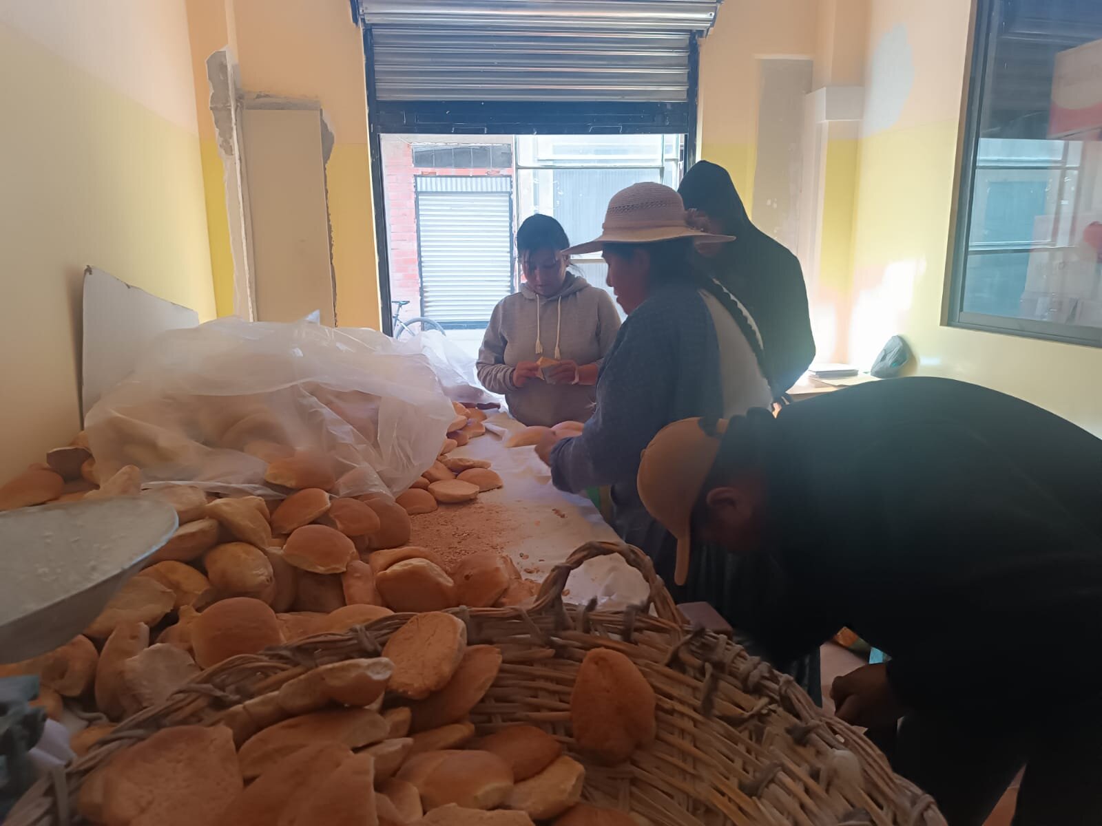 Panificadores de La Paz Dejan de Producir Pan de Batalla por Escasez de ...
